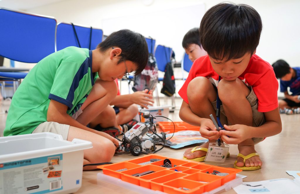 STEM Robotics Là Gì ? Điểm Nhấn Của Giáo Dục STEM Robotics - Học Viện ...